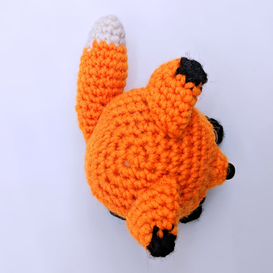 Cube Foxy Fox Amigurumi Pattern